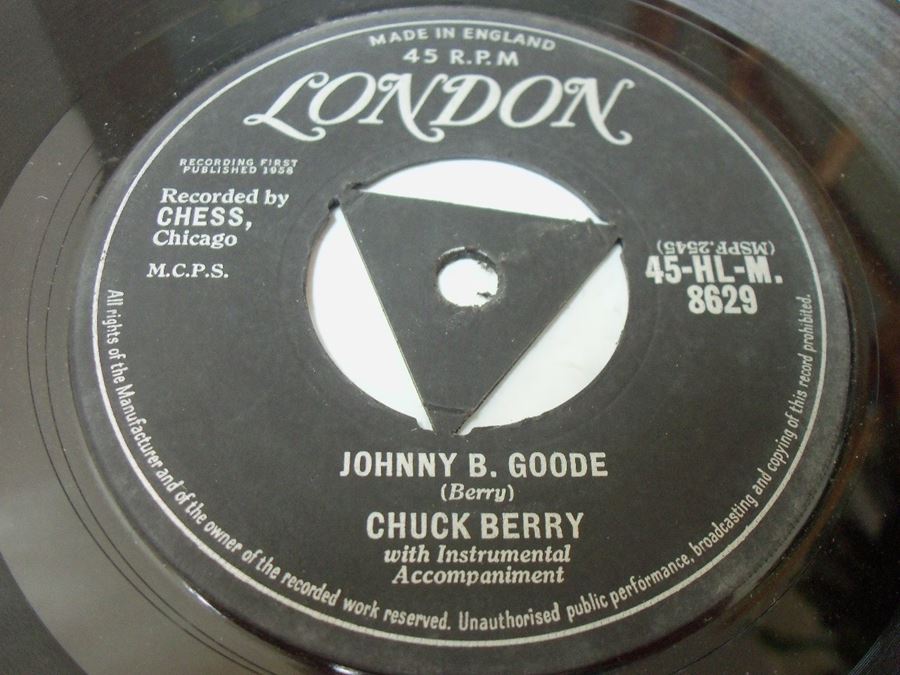 Chuck Berry - Johnny B. Goode (7 Inch Single) - Top Hat Records